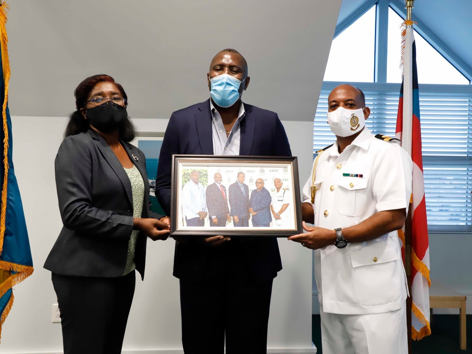 Commander defence force recognizes past RBDF commodores – Eye Witness News